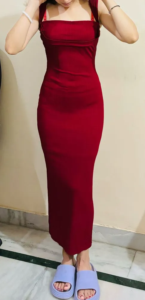 Red Square Neck Strapped Maxi Dress - newme