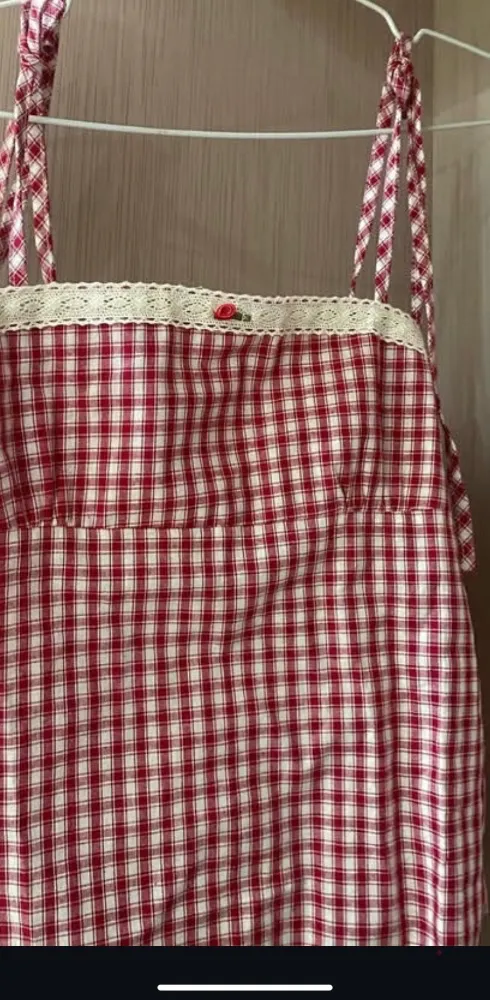 Red Gingham Spaghetti Strap Top - NEWME