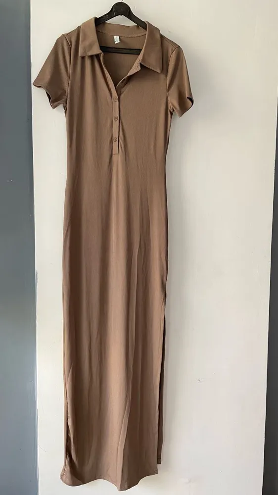Solid Slit Ribbed Dress - newme