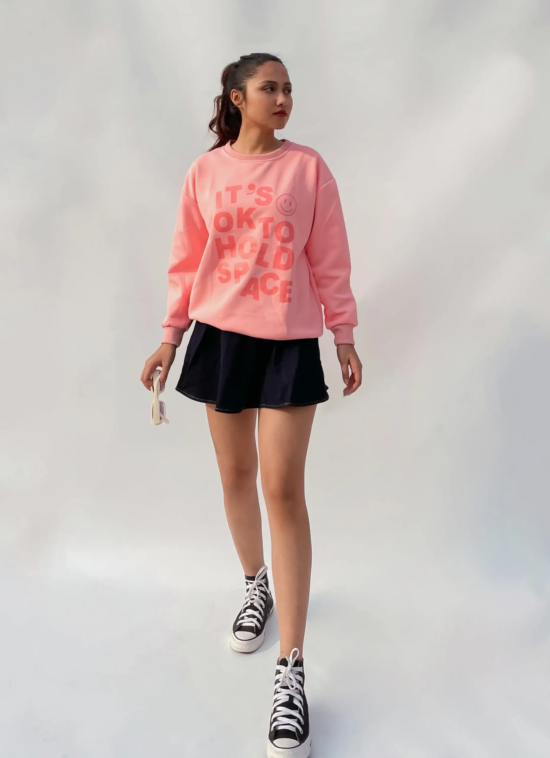Oversized Graphic Pullover - newme