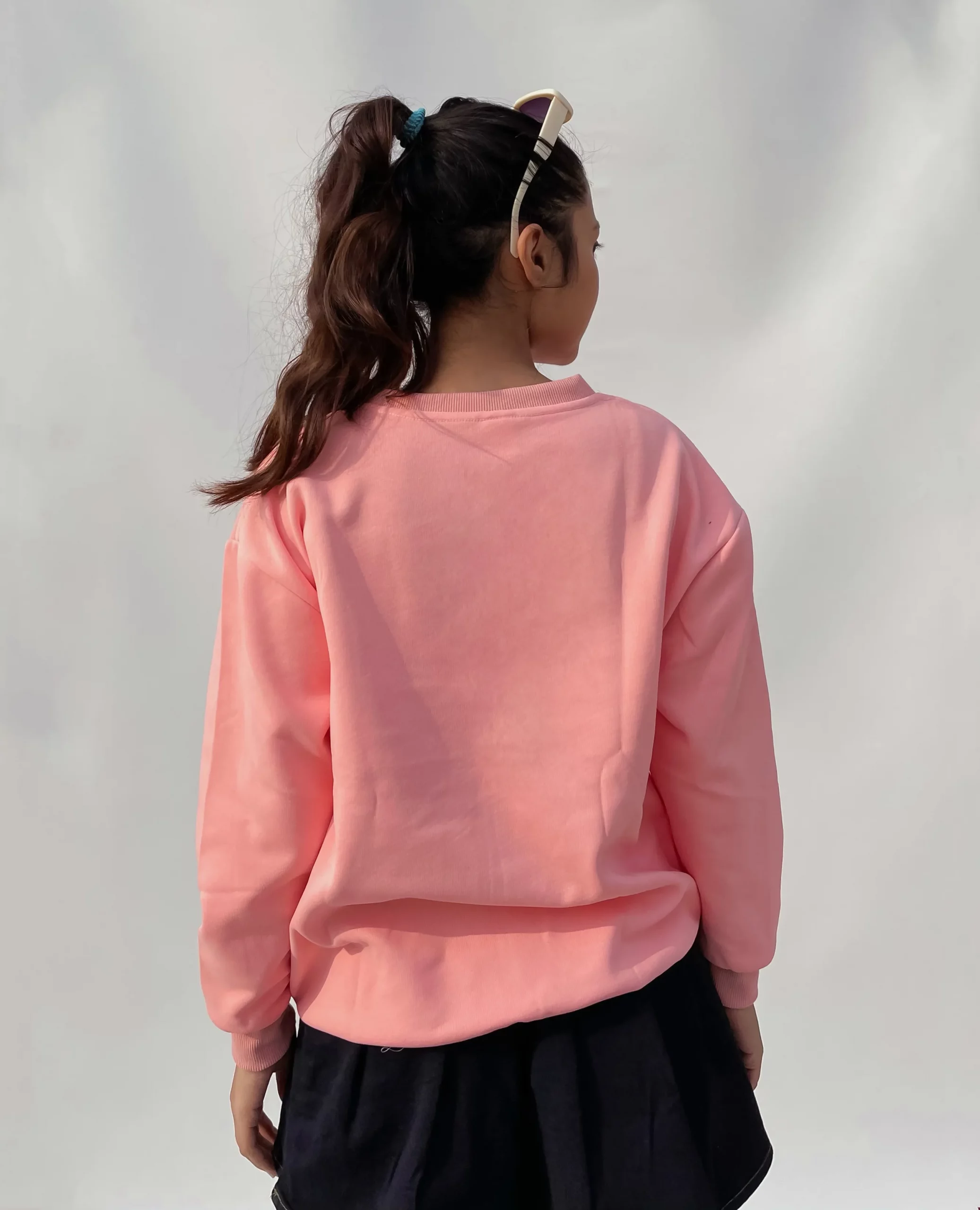 Oversized Graphic Pullover - newme