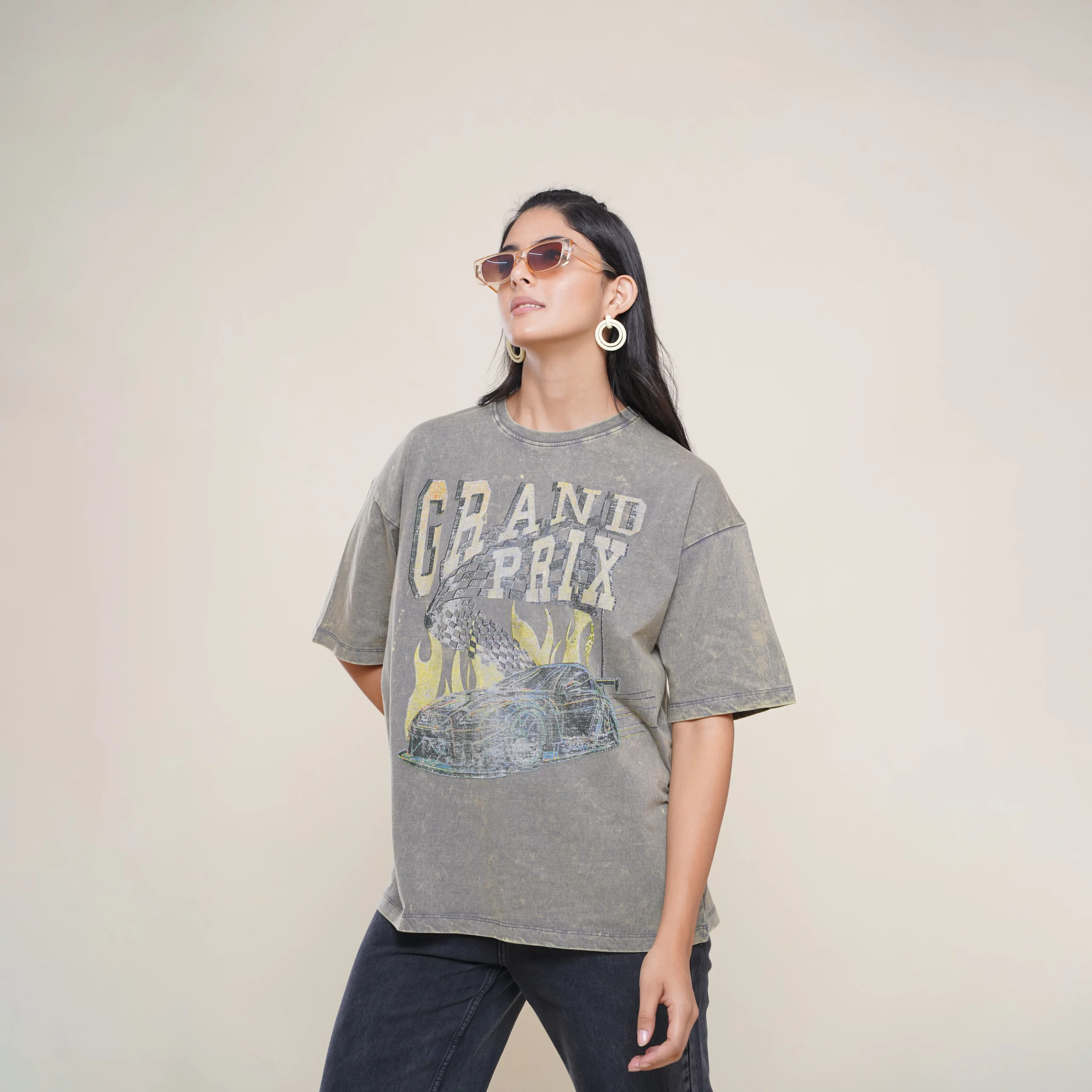 Grunge Oversized Graphic Tshirt - NEWME