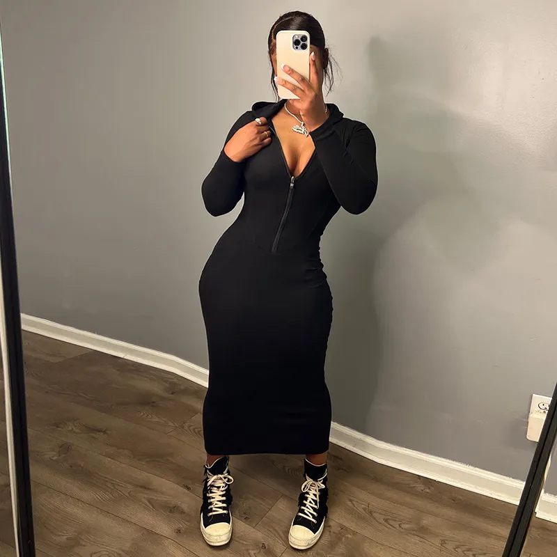 Zipper Collar Bodycon Dress - NEWME