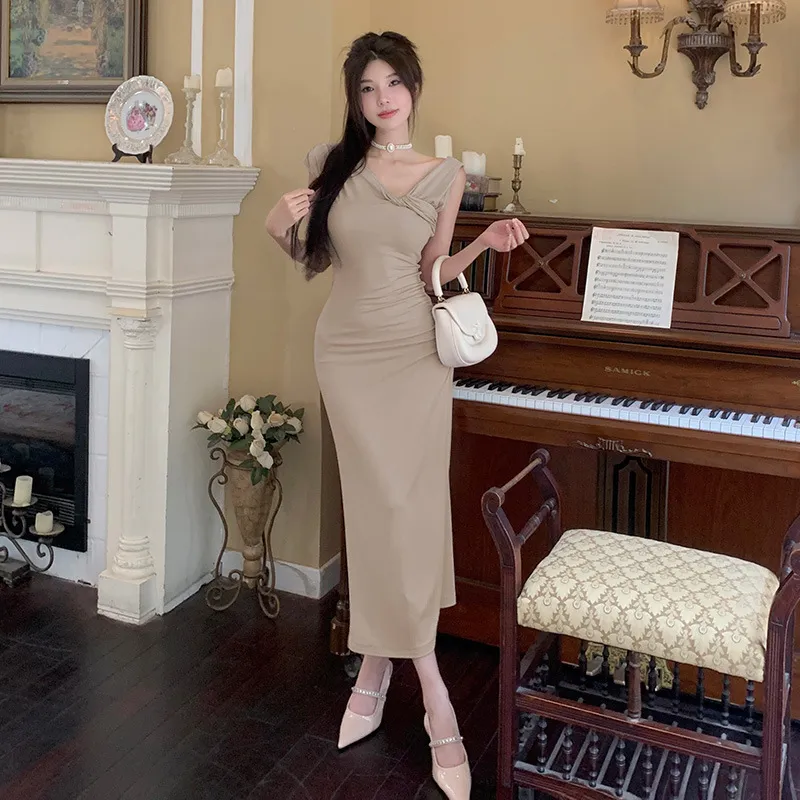 Solid Ruched Bodycon Maxi Dress - NEWME