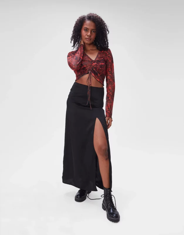 Red Marble Printed Crop Top - NEWME