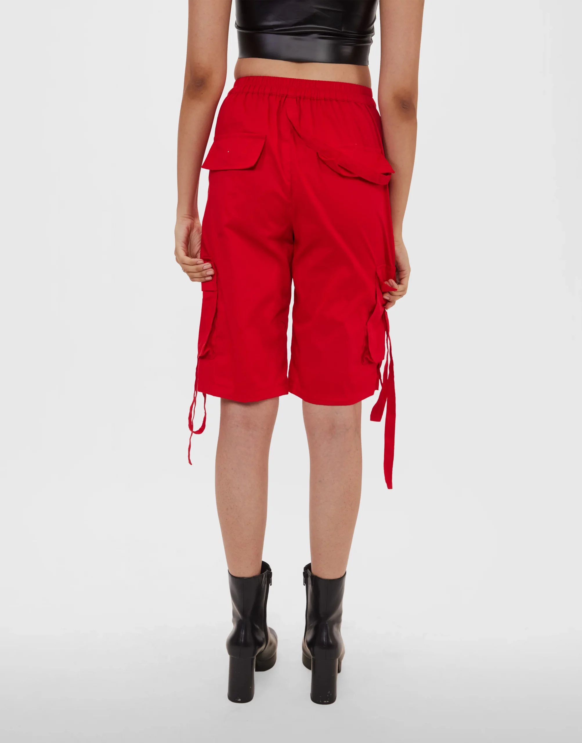 High Rise Red Shorts With Side Patch Pockets - newme