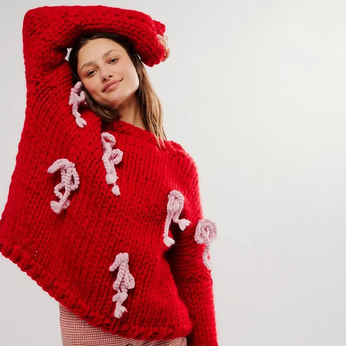 Red Colorblock Round Neck Sweater - NEWME