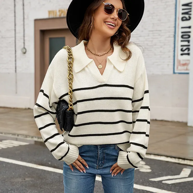 White Striped Collared Sweater - NEWME