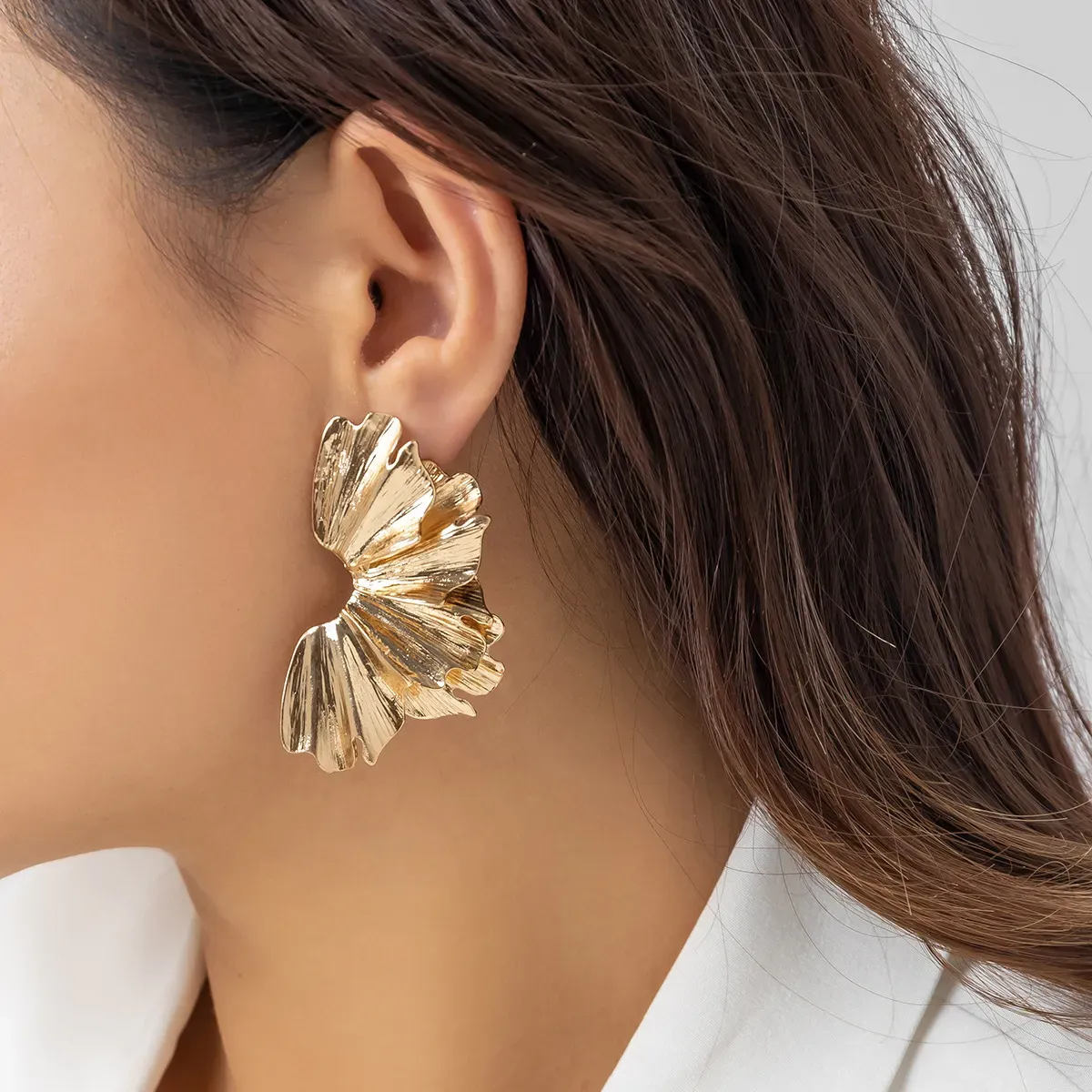 Gold Abstract Floral Drop Earrings - NEWME