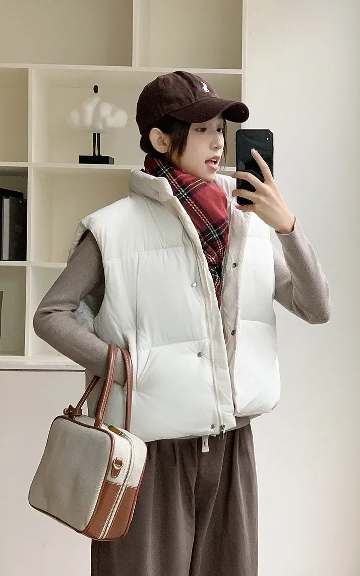 White Solid Puffer Half Jacket - NEWME