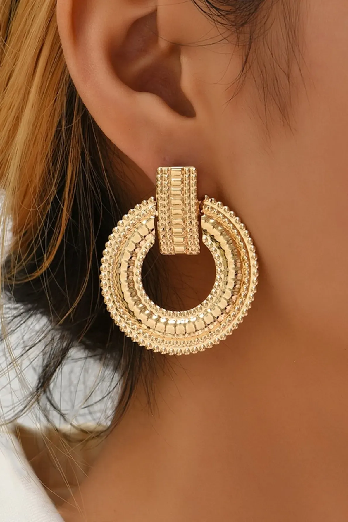 Gold Circular Drop Earrings - NEWME