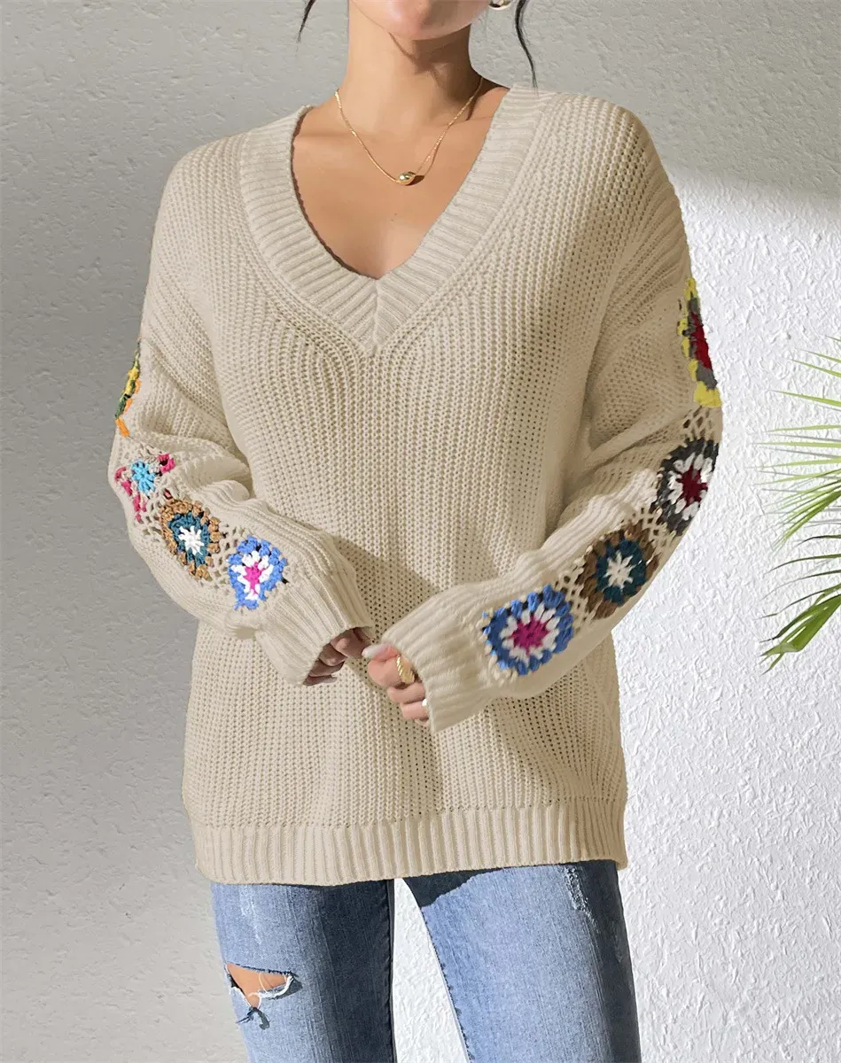 Beige Floral V-Neck Sweater - NEWME