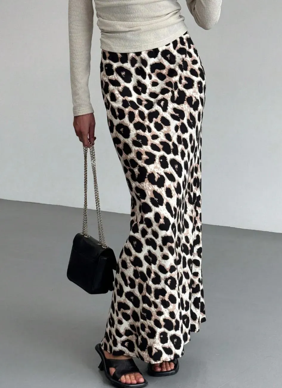 White Leopard Print Straight Fit Skirt - NEWME