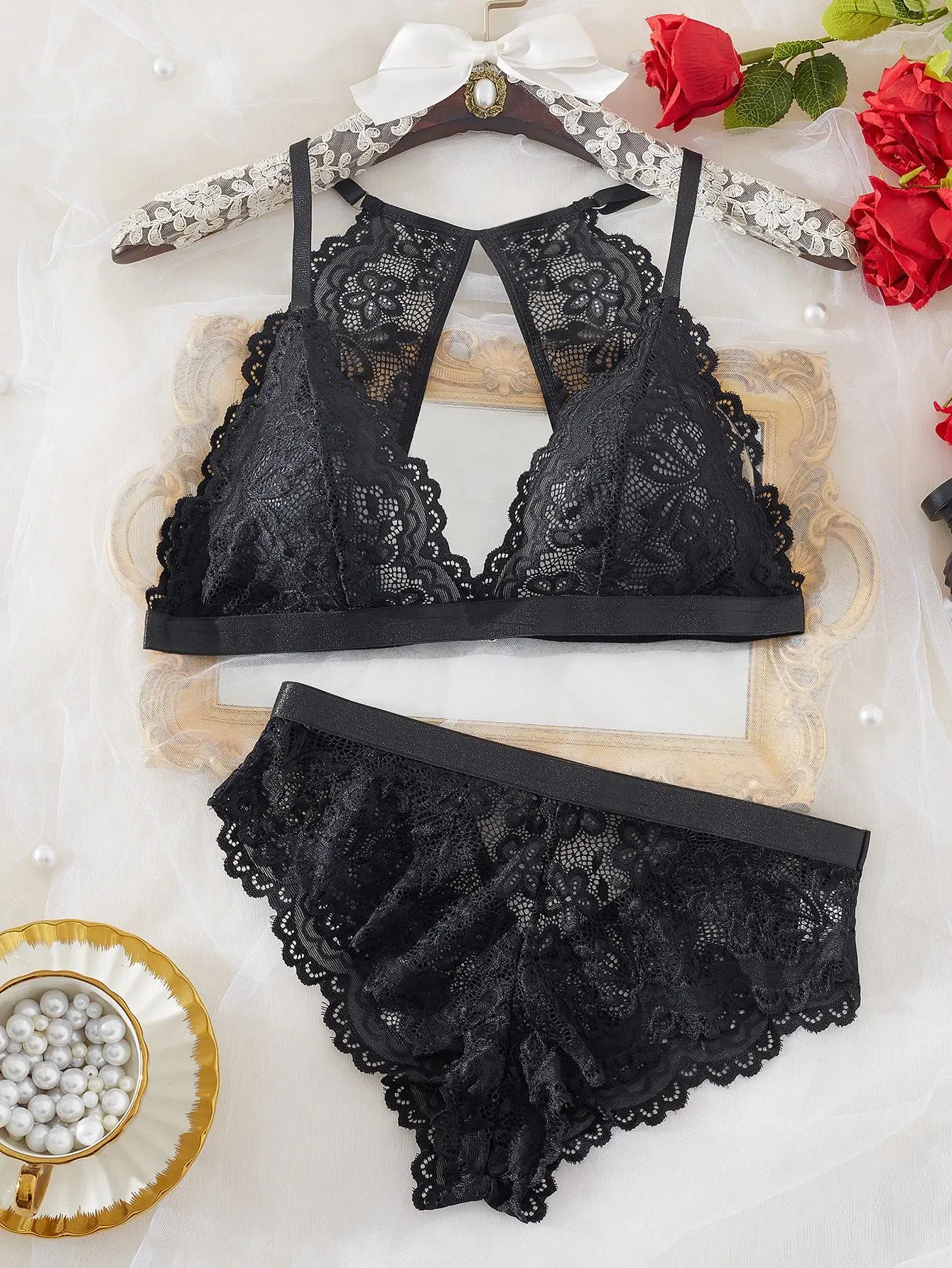 Black Halter Neck Lace Bra - NEWME
