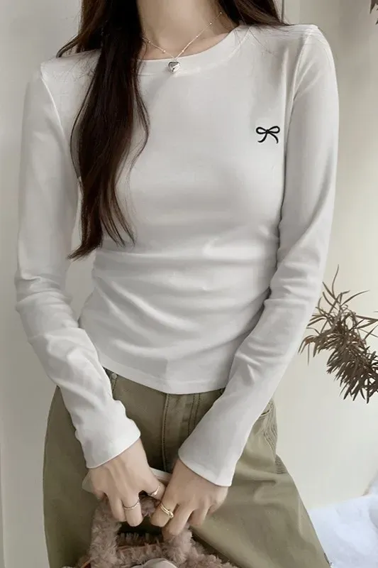 White Solid Crew Neck Top - NEWME