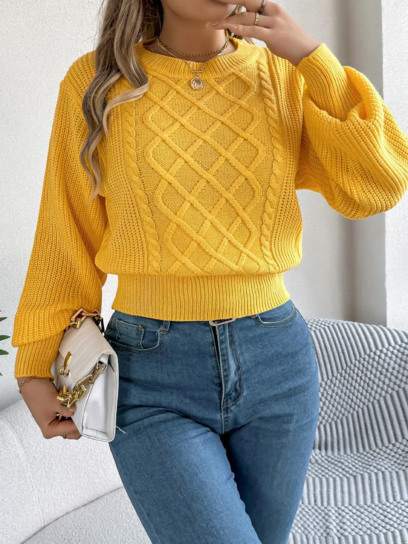 Yellow Crew Neck Cropped Sweater - NEWME