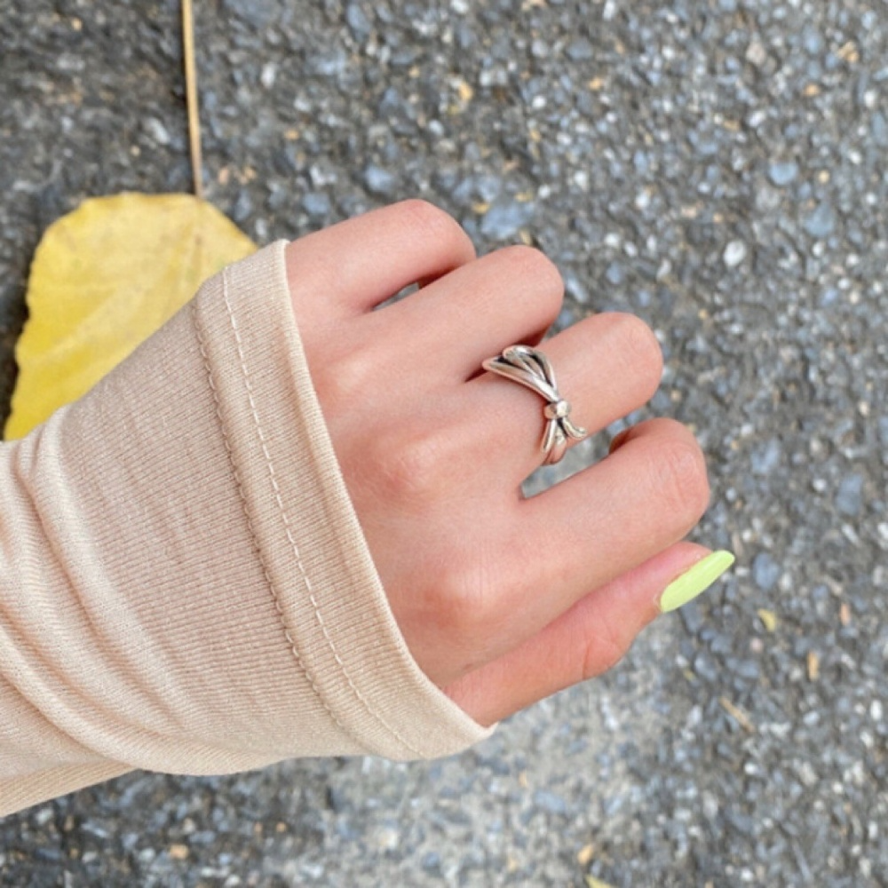 Imitation Silver Bow Finger Ring - NEWME