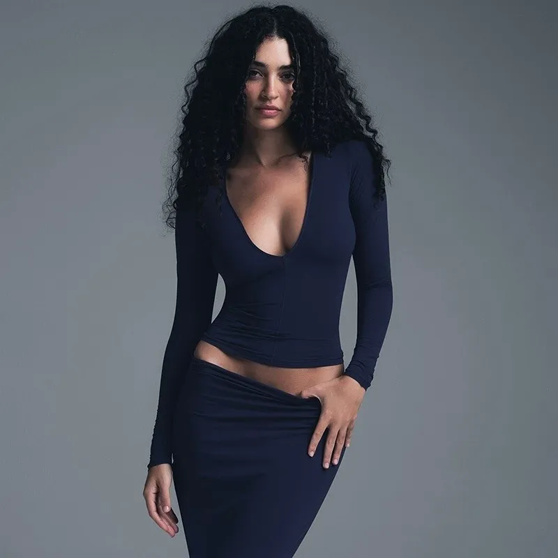 Navy Plunge Neck Crop Top - NEWME