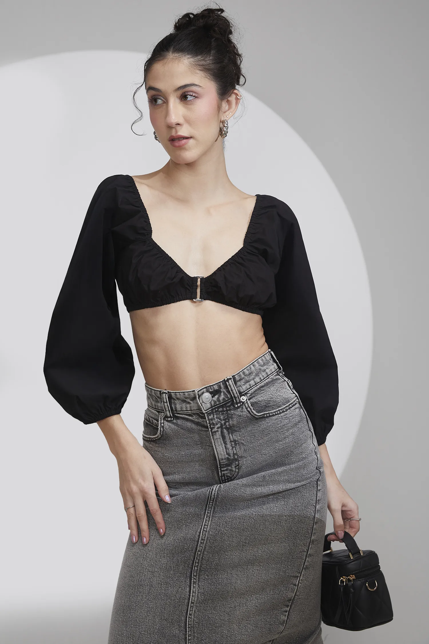 Black Solid Puff Sleeve Crop Top - NEWME