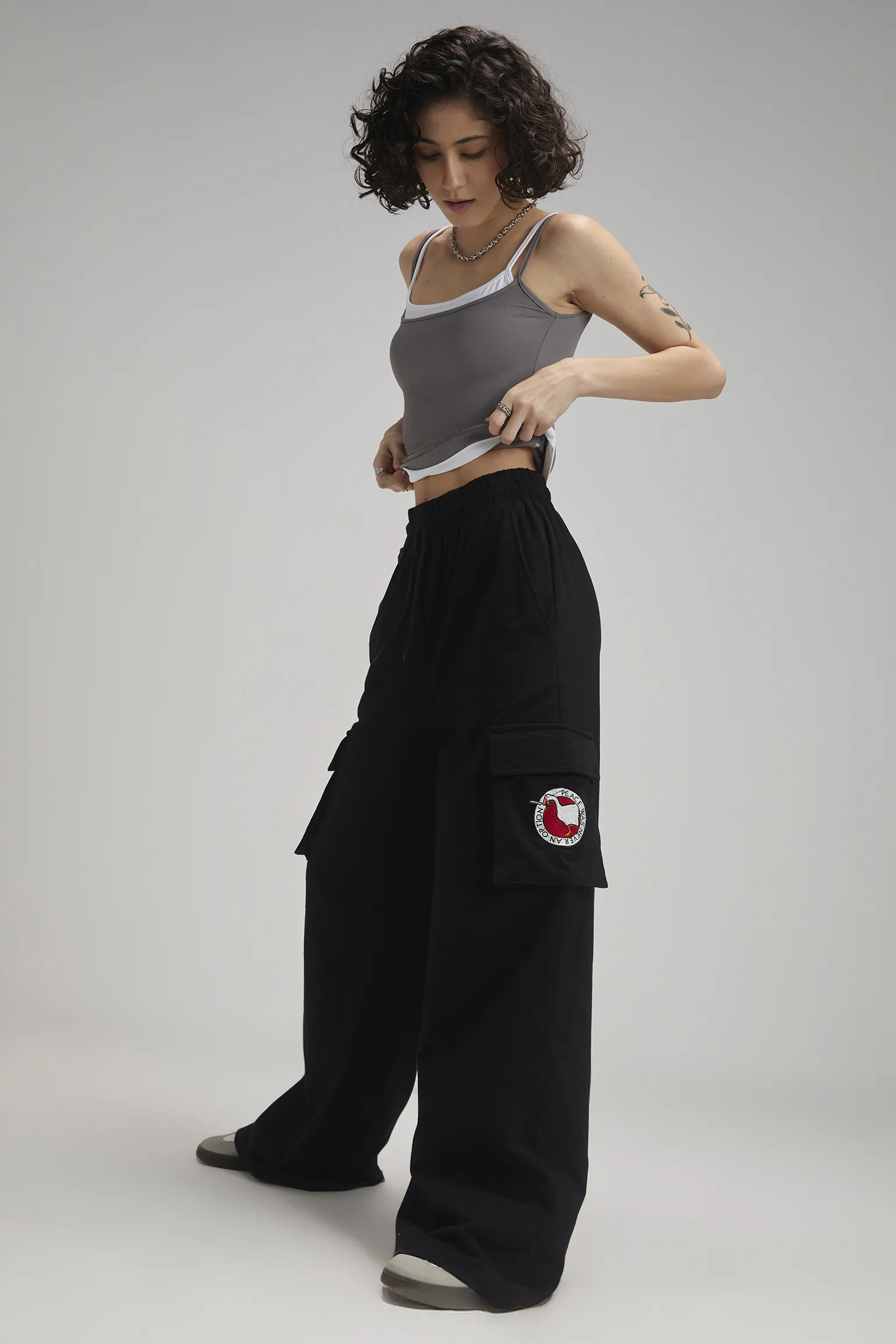 Black Solid Cargo Pants - NEWME