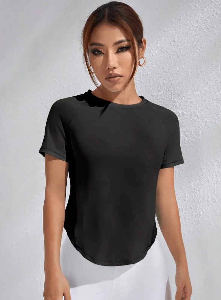 Black Solid High Low Crop Tshirt - NEWME