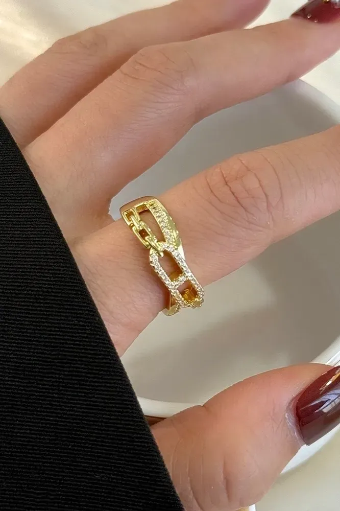 Radiant Gold Statement Imitation Ring - NEWME