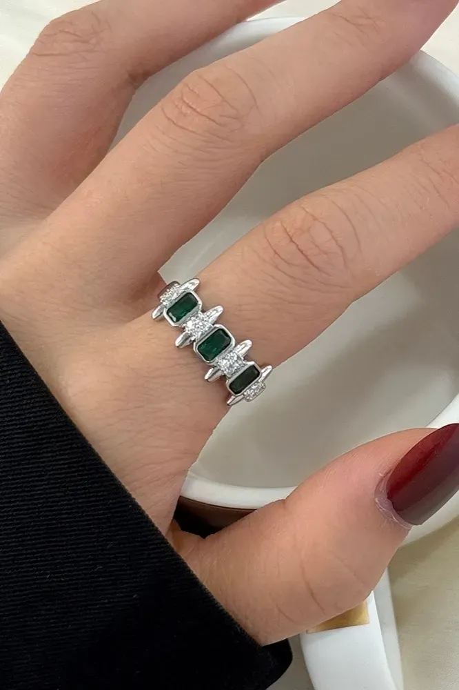 Emerald Green Statement Ring - NEWME
