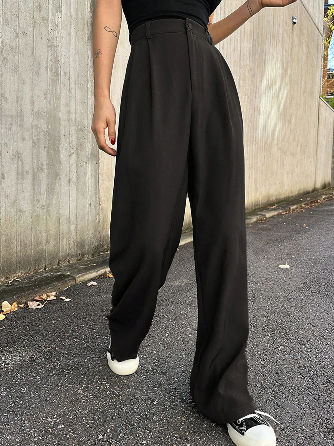 Highrise Black Loose Pants - NEWME