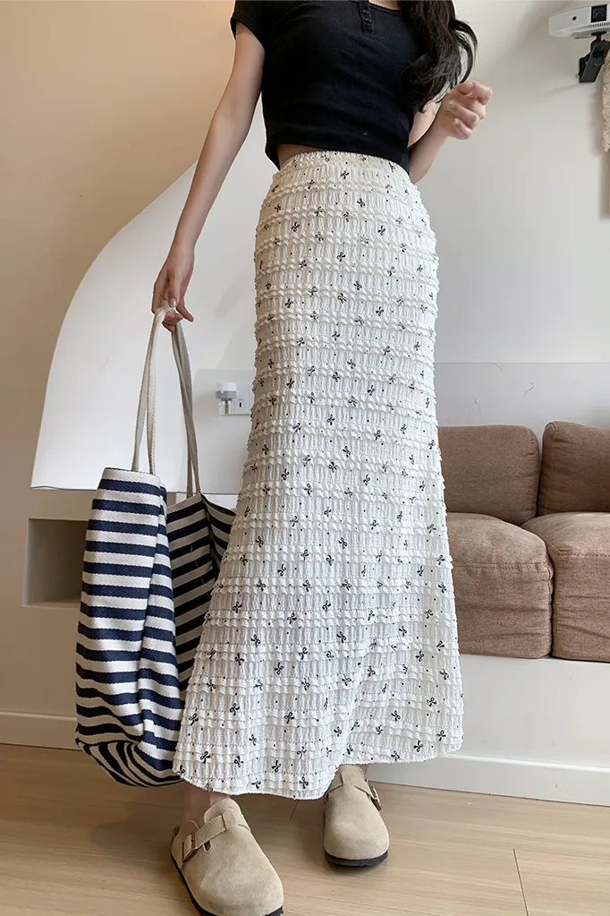 White Ditsy Print Trumpet Maxi Skirt - NEWME