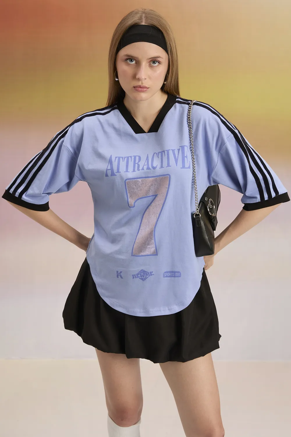 Light Blue Graphic V-Neck T-Shirt - NEWME