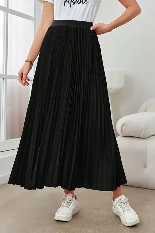 Black High Rise Pleated Maxi Skirt - NEWME